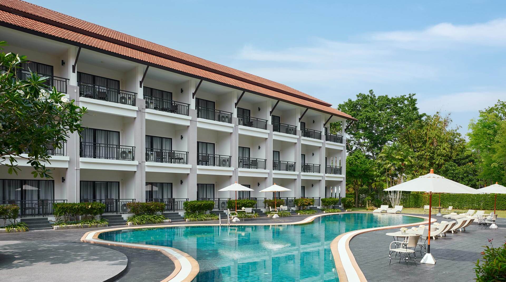 Homepage - Green Lake Resort Chiangmai